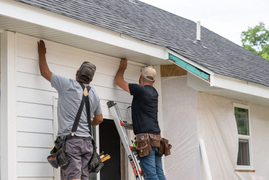 Mastic EverPlank Elevates Plank Siding to a New Level